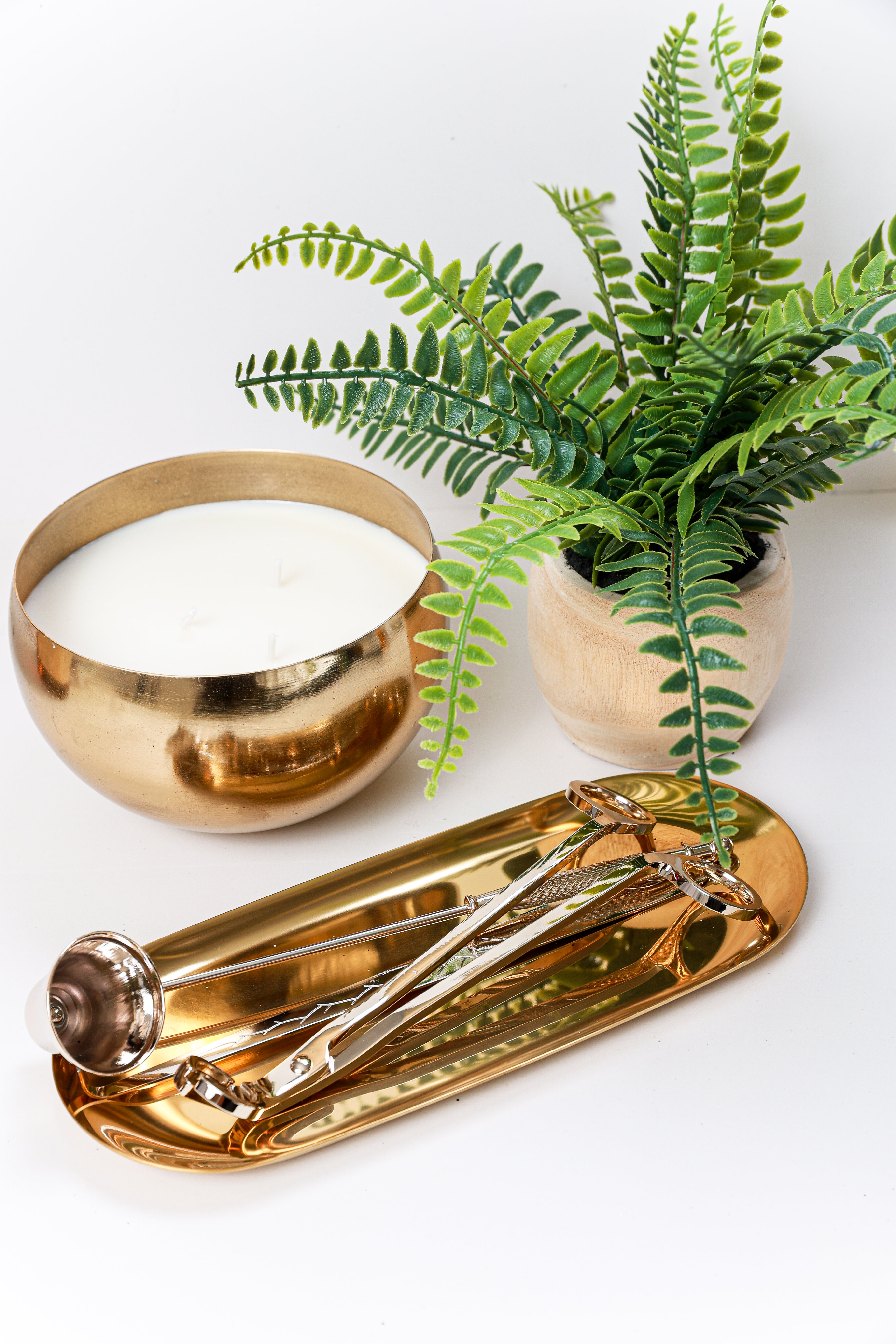 CELEBRITY CANDLE CO. – Desiree Chavis